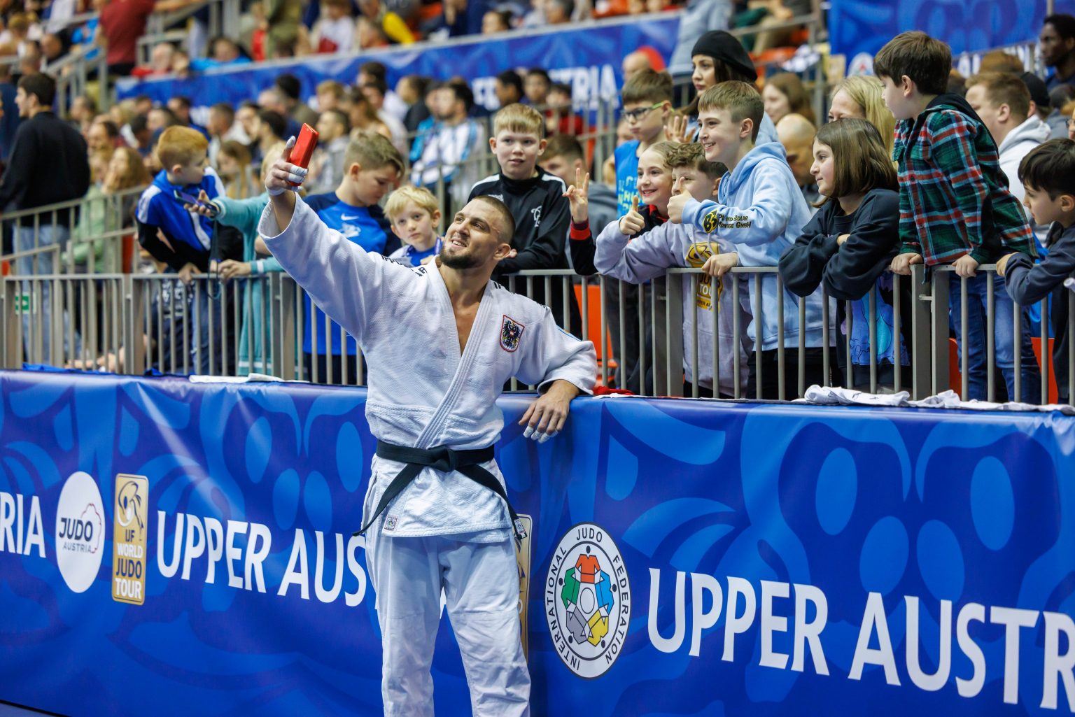 Aaron im Pech - Judo Austria